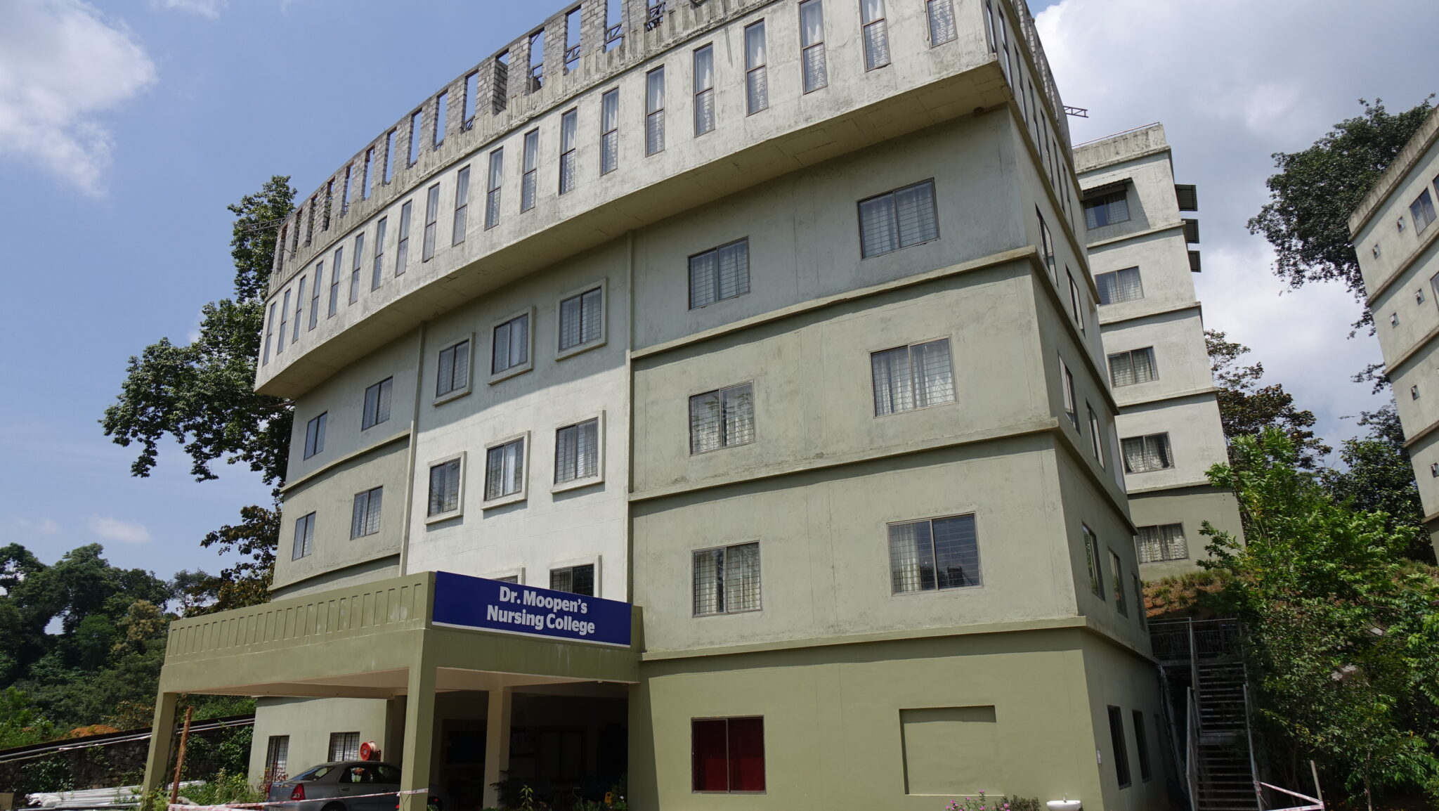 Dr. Moopen's Nursing College - Dr. Moopen's Medical College